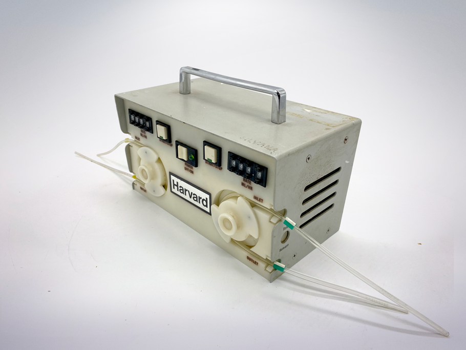 Acervo: Bombas Infusoras – Museu de Biociências Professor Elisardo Vasquez